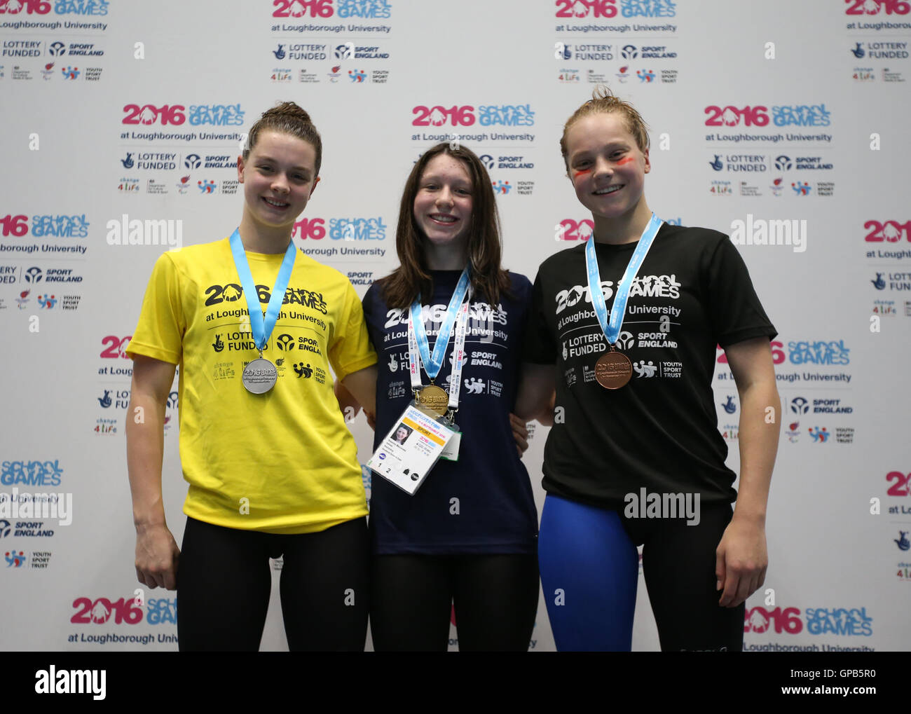 Left right caitlin hubbard hi-res stock photography and images - Alamy