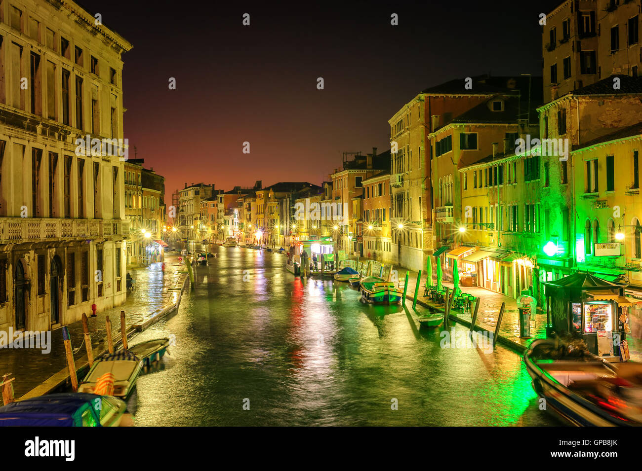 Italy night sky hi-res stock photography and images - Alamy