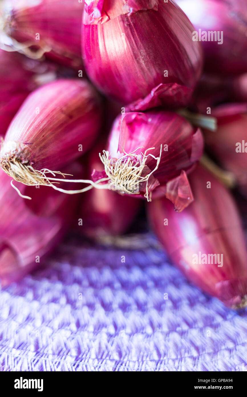 The sweet red onion of tropea hi-res stock photography and images - Alamy