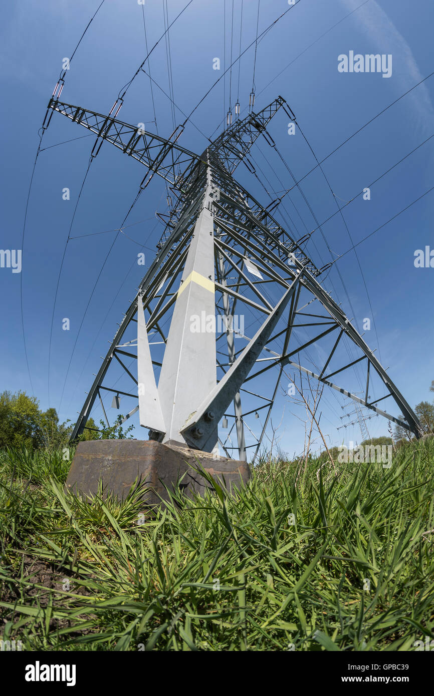 Mounting pylon hi-res stock photography and images - Alamy