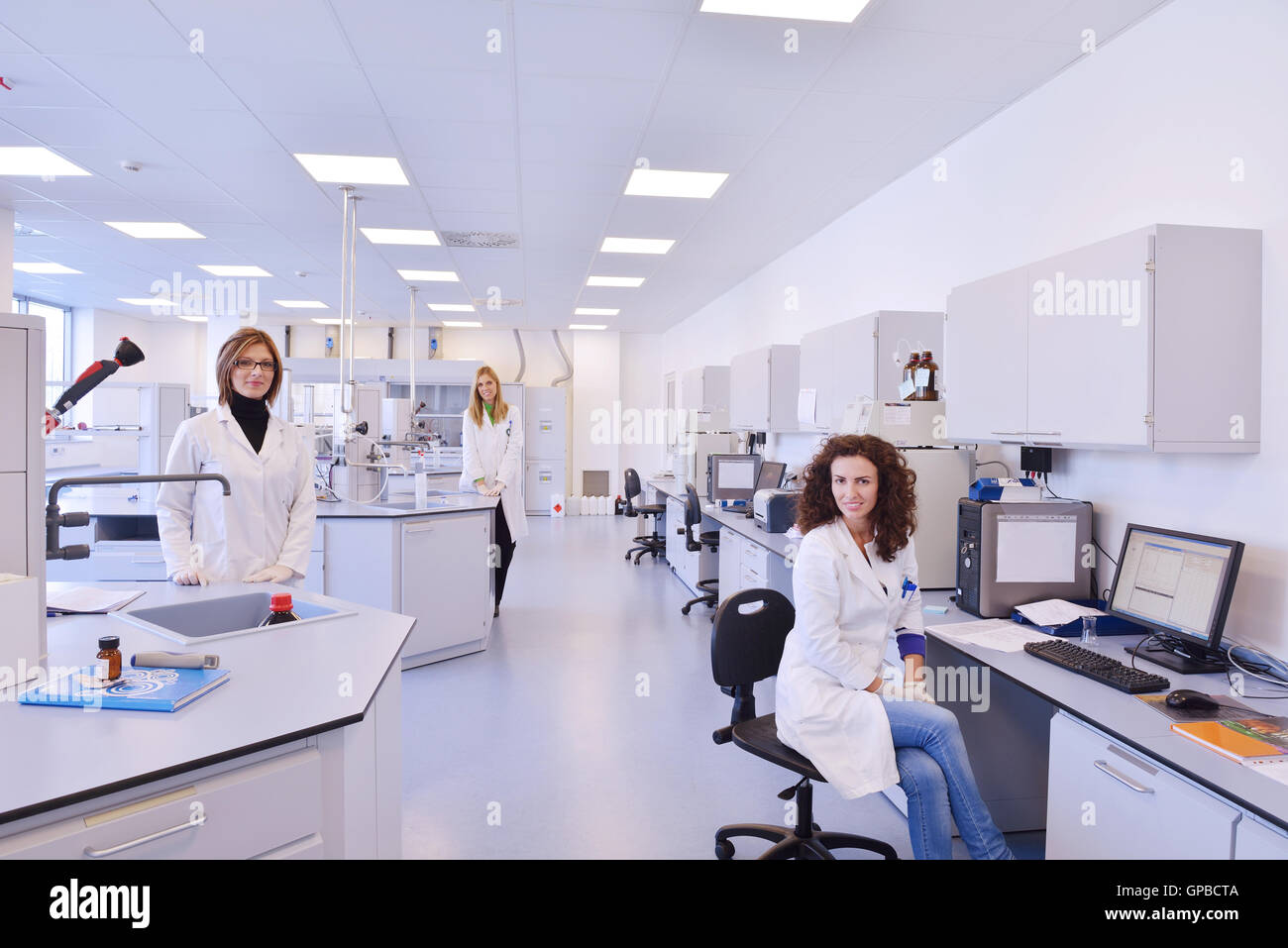 scientists working at the laboratory Stock Photo - Alamy