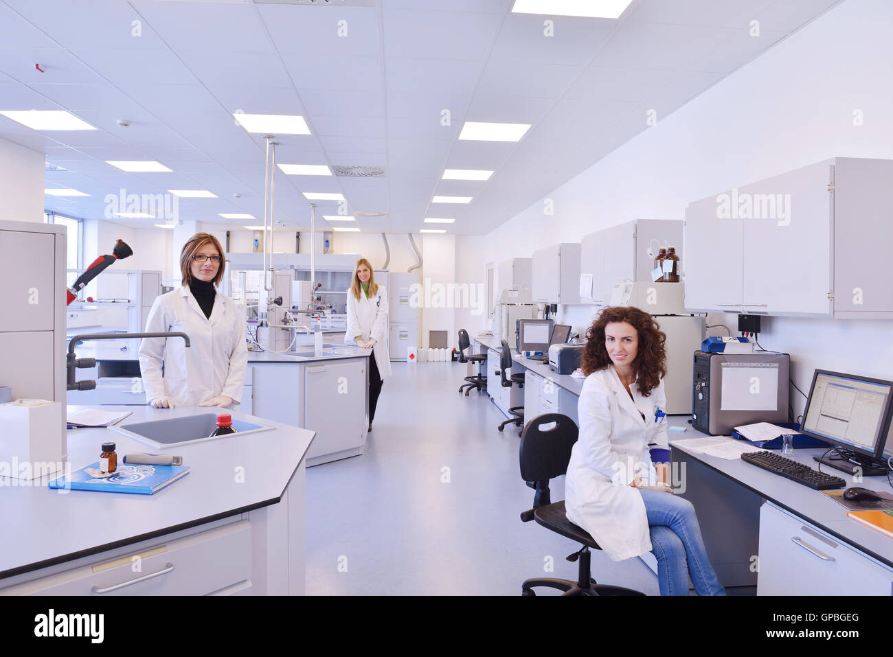 scientists working at the laboratory Stock Photo - Alamy