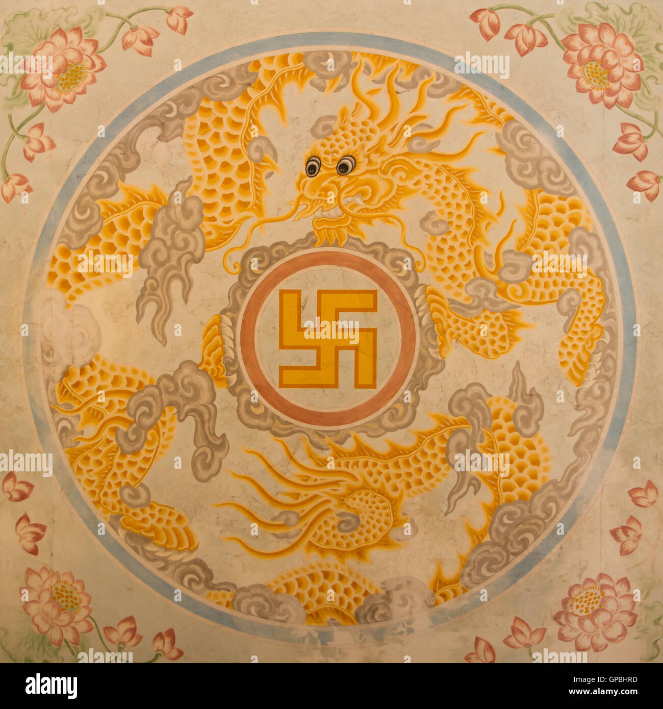 Swastika symbol in decoration Stock Photo - Alamy