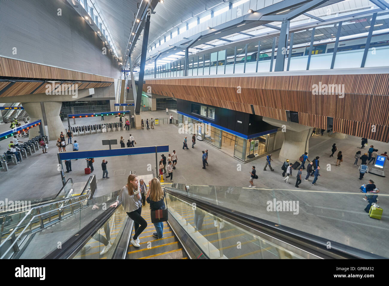 new concourse, London Bridge Station Stock Photo: 117041878 - Alamy