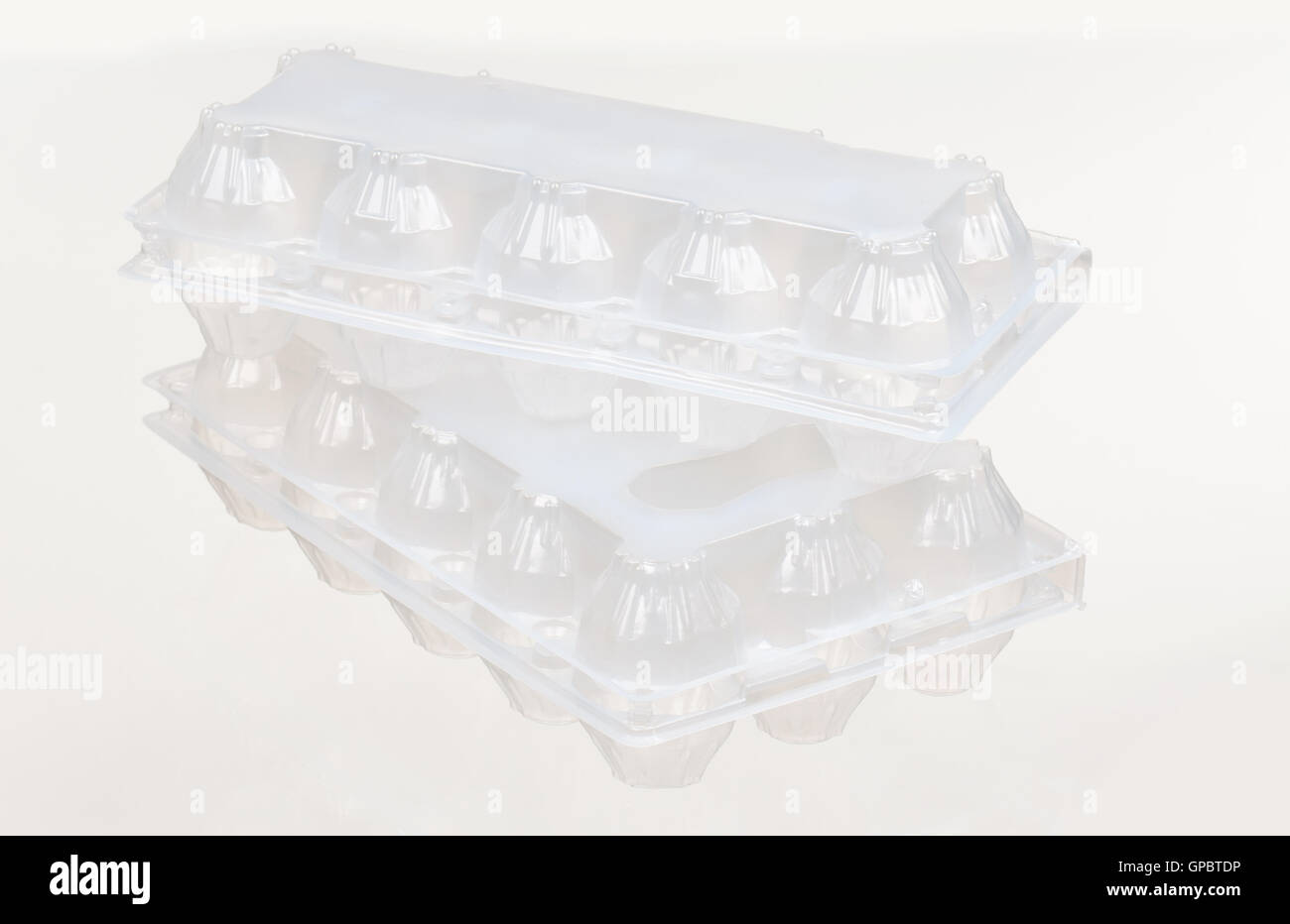 Box for eggs Stock Photo - Alamy