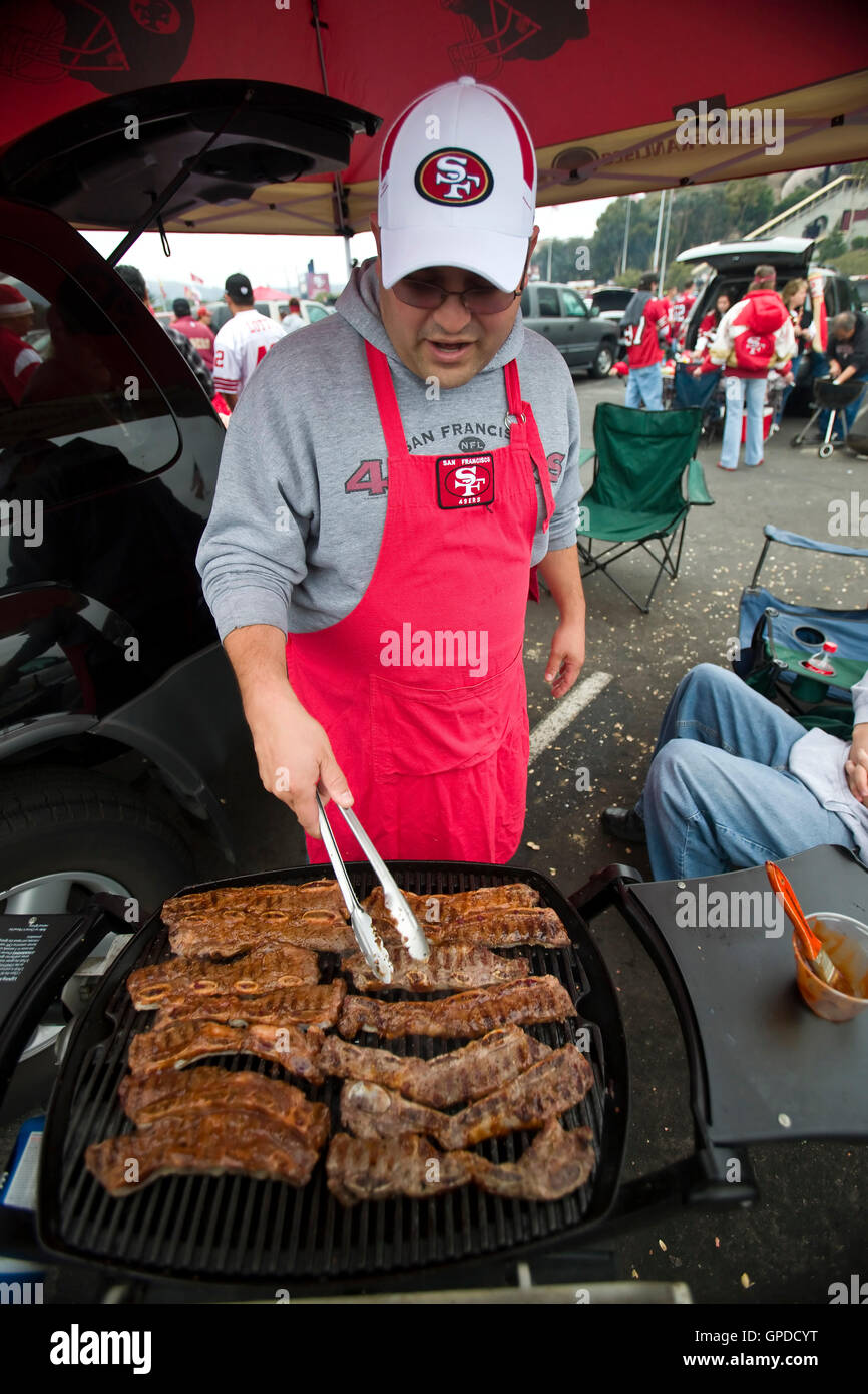 October 11, 2009; San Francisco, CA, USA; San Francisco 49ers fan Joe ...