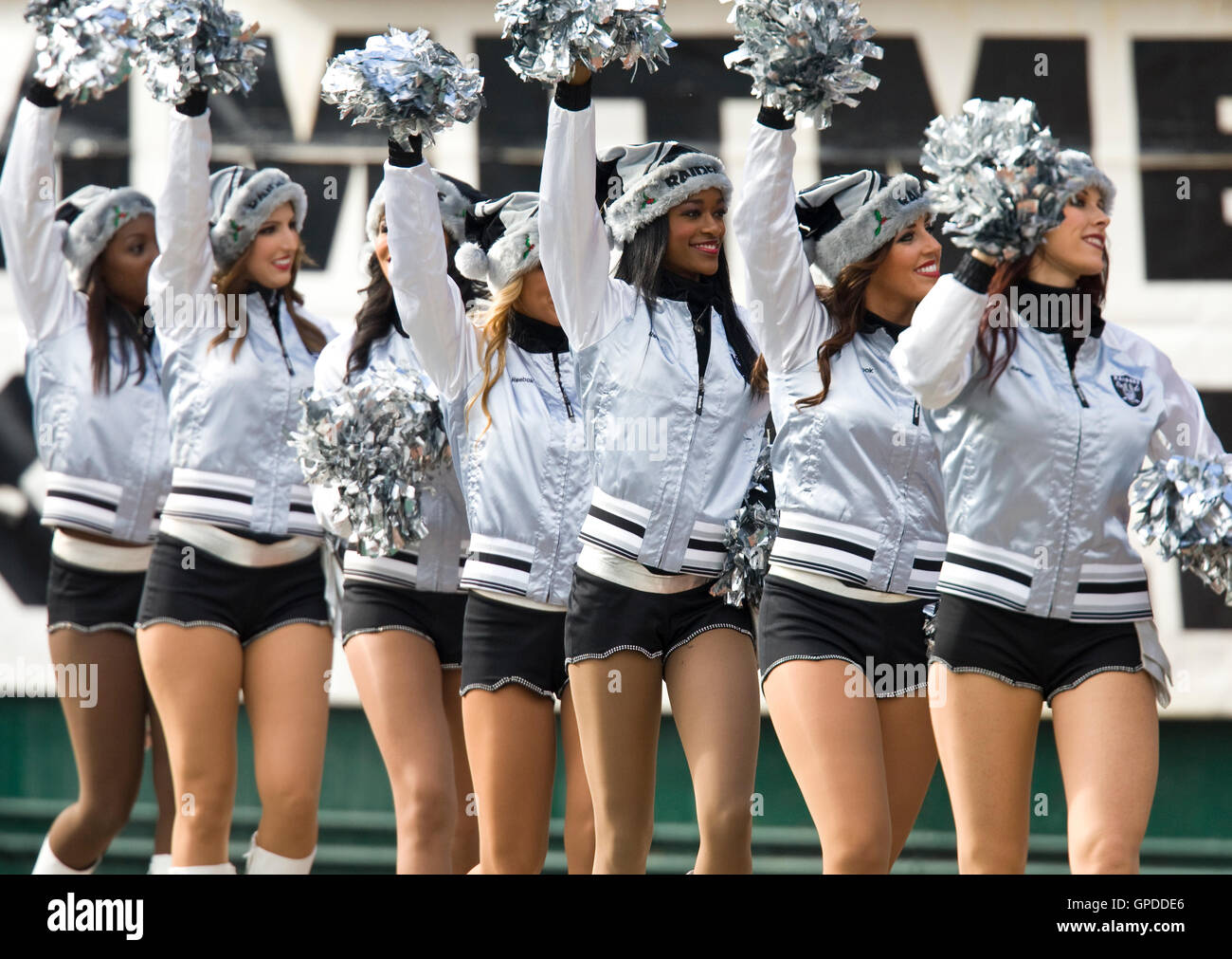 Oakland Raiderettes Logo Oakland Raiderettes Cheerleaders Perform