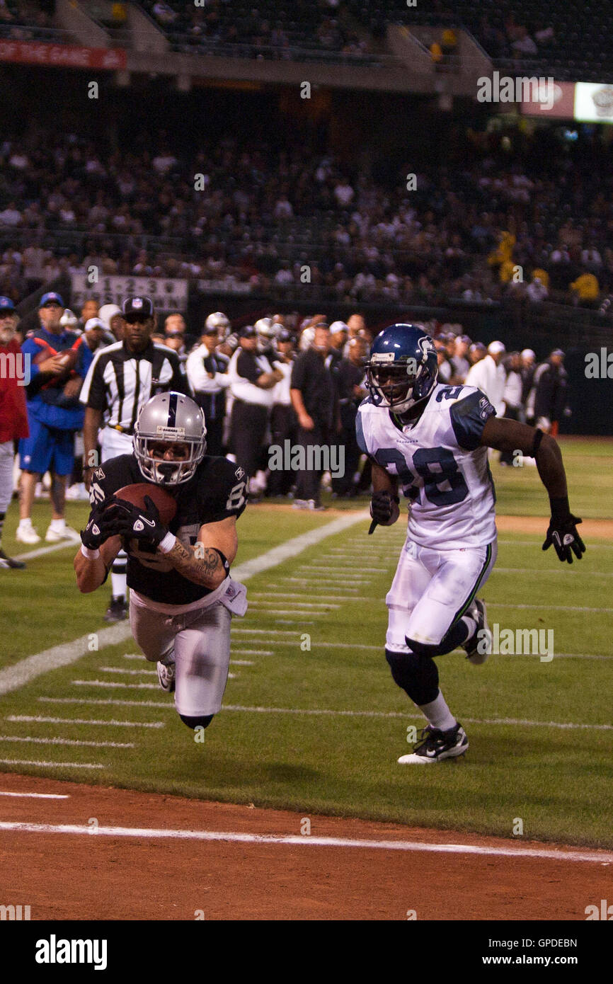 Nick miller hi-res stock photography and images - Alamy