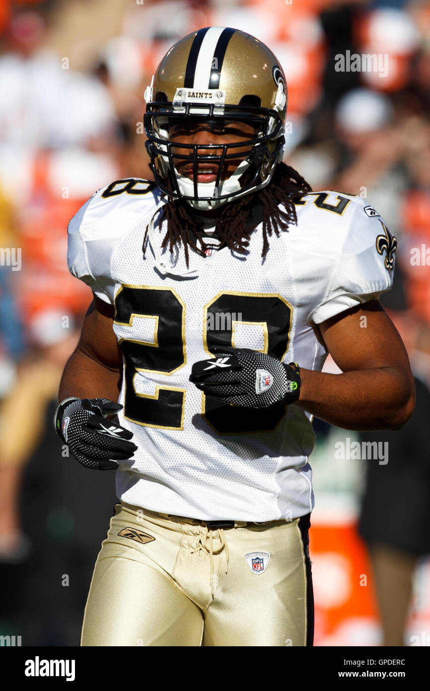 Usama hi-res stock photography and images - Alamy