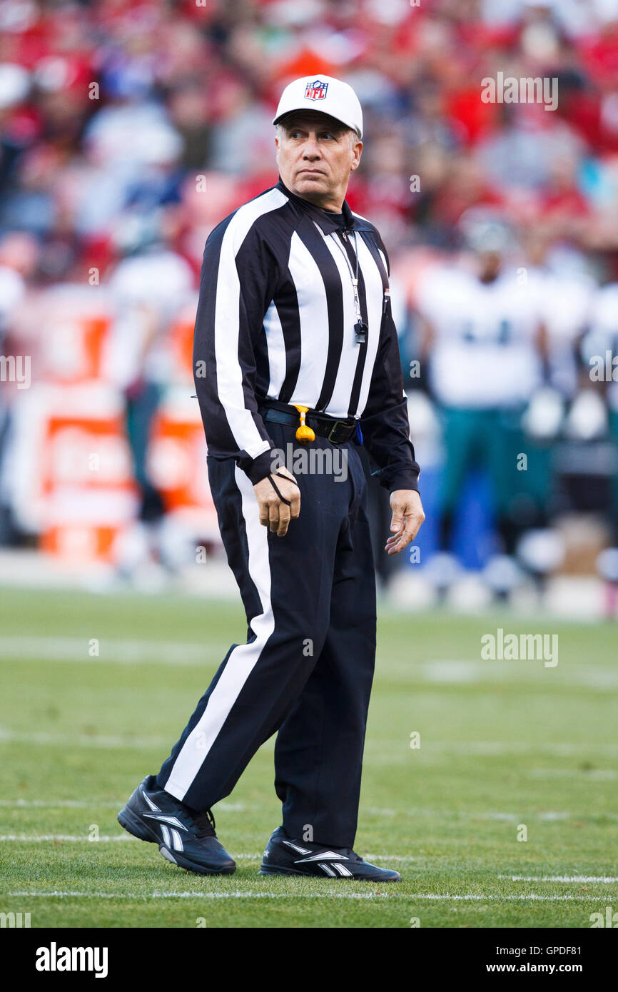 October 10, 2010; San Francisco, CA, USA; NFL referee Walt Anderson (66 ...
