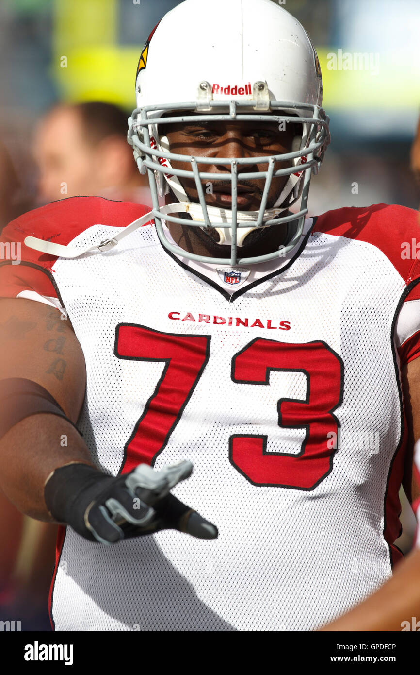 Arizona cardinals offensive tackle hi-res stock photography and images ...