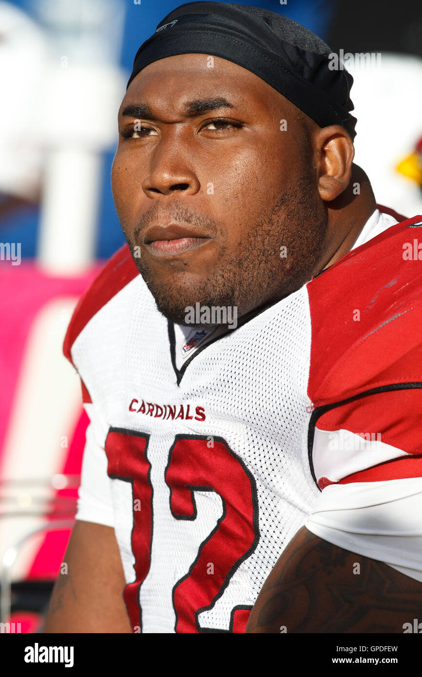 Arizona cardinals offensive tackle hi-res stock photography and images ...