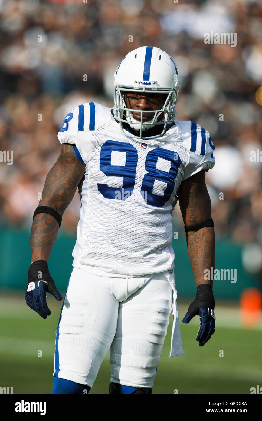 Robert Mathis Sacking Tom Brady