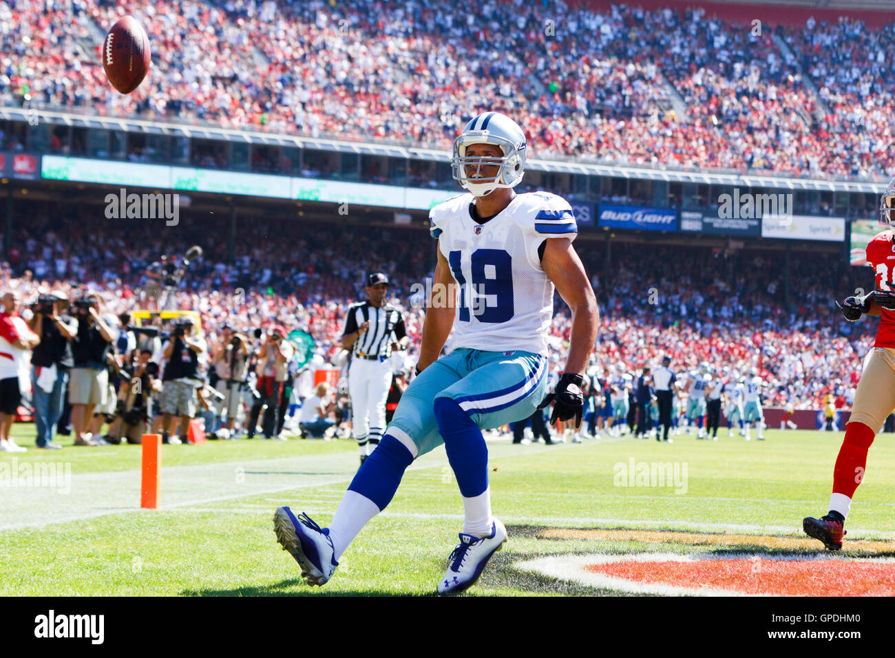 September 18, 2011; San Francisco, CA, USA; Dallas Cowboys wide ...