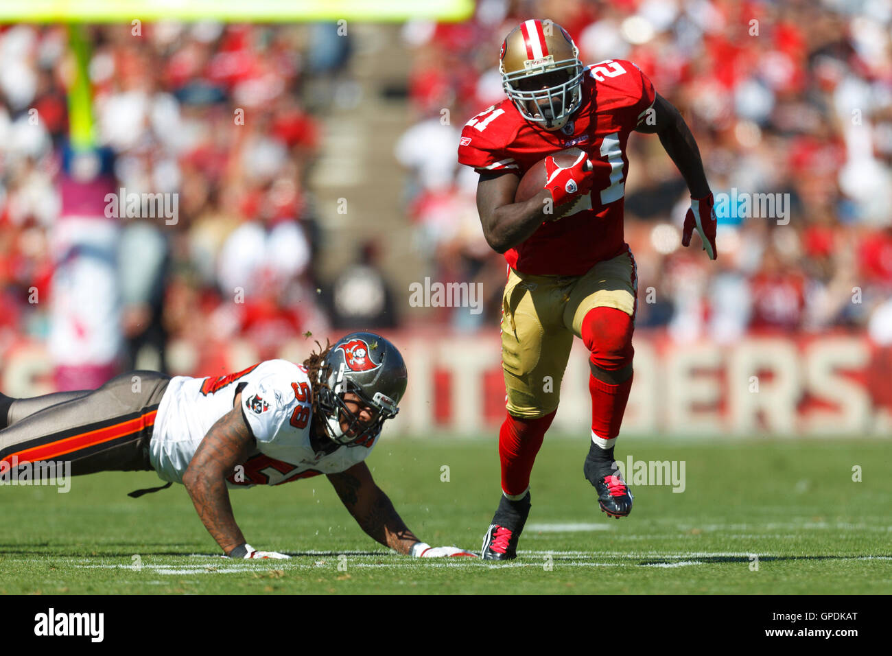 Oct 9, 2011; San Francisco, CA, USA; San Francisco 49ers running back ...
