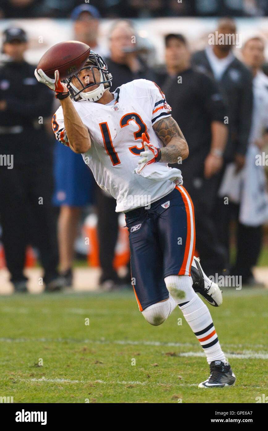 One handed football player hi-res stock photography and images - Alamy