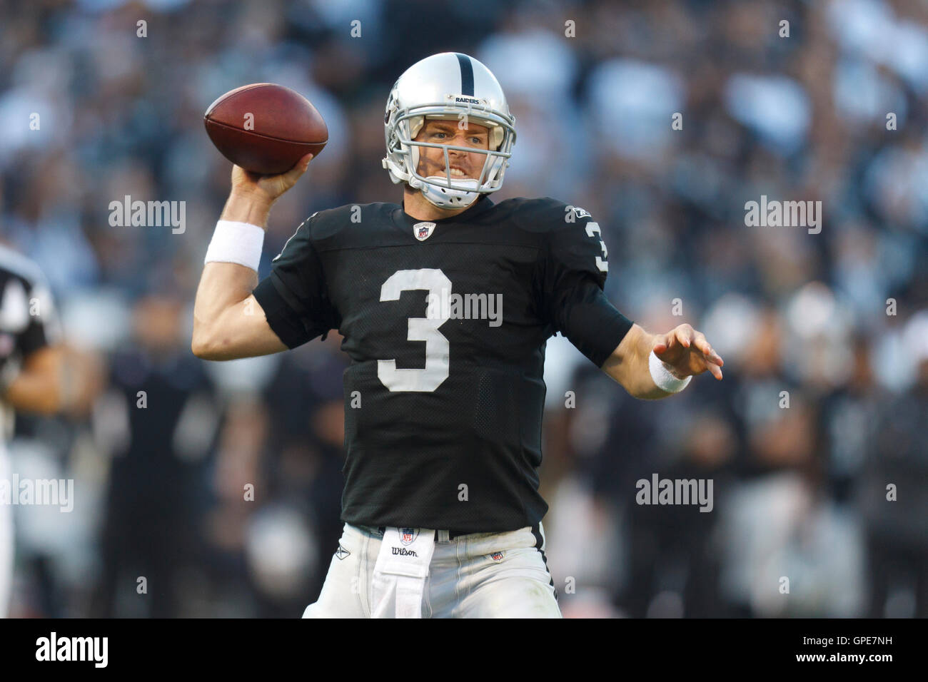 Jan 1, 2012; Oakland, CA, USA; Oakland Raiders quarterback Carson ...