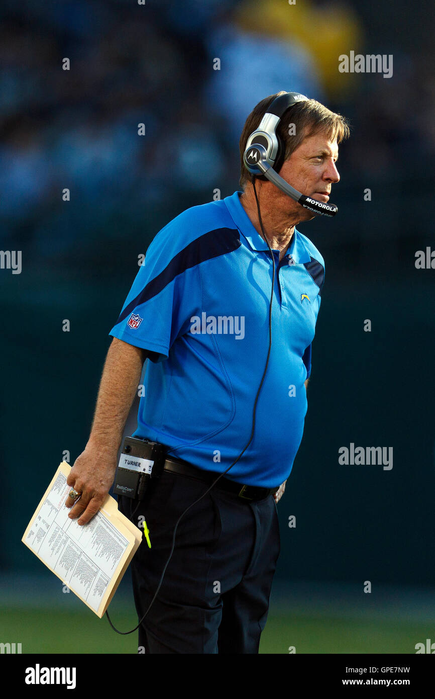 Oakland raiders coach norv turner hi-res stock photography and images ...