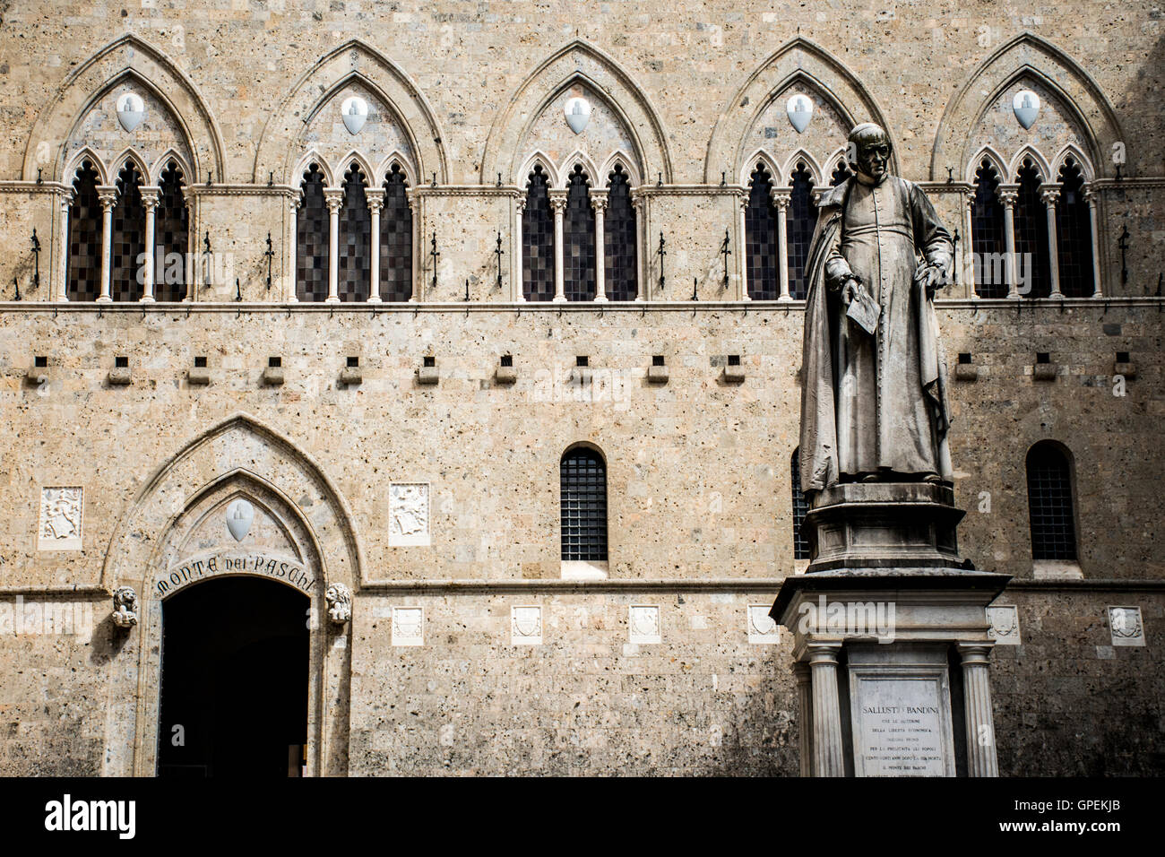 Dai paschi hi-res stock photography and images - Alamy