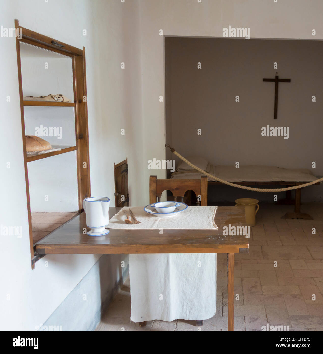 Monk room hi-res stock photography and images - Alamy