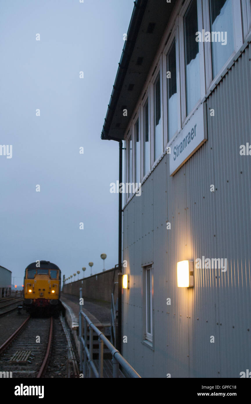 Brush traction hi-res stock photography and images - Alamy