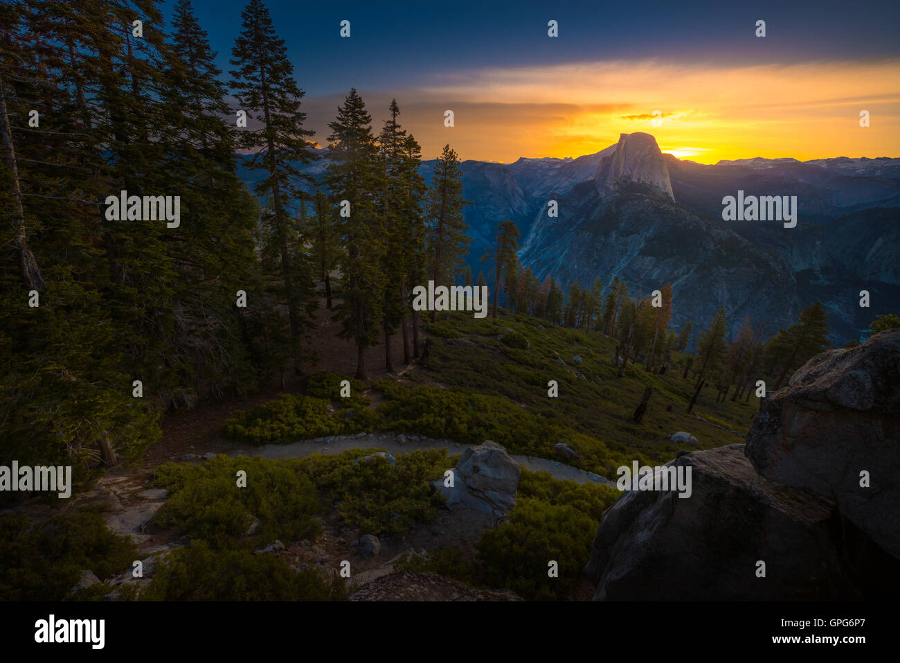 Yosemite falls from yosemite village hi-res stock photography and ...