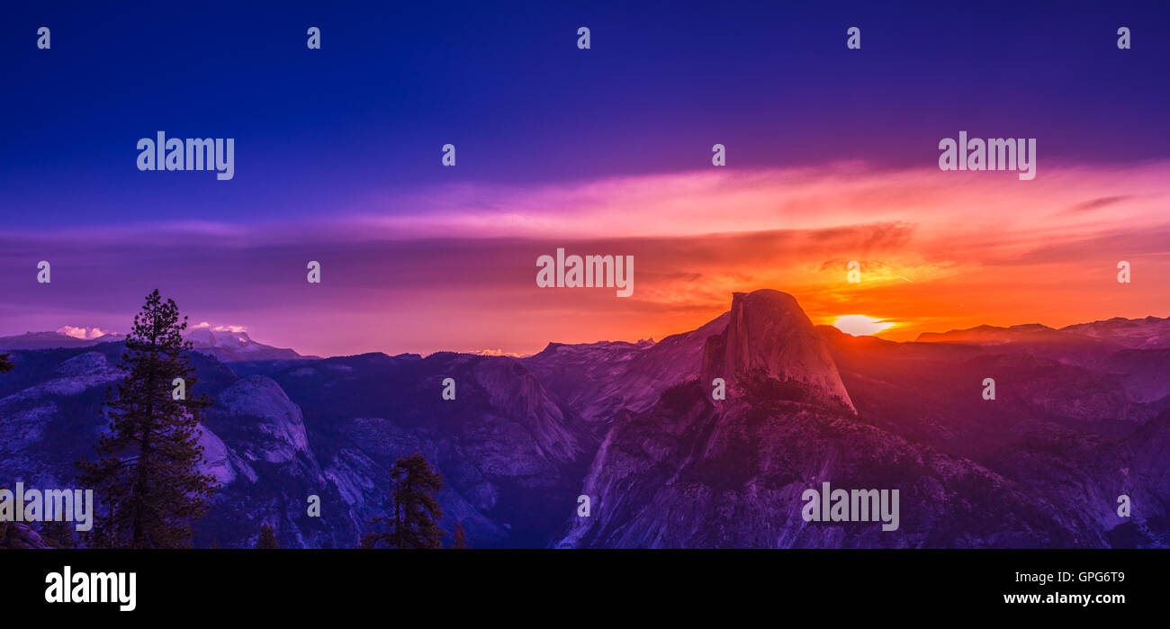 Yosemite falls from yosemite village hi-res stock photography and ...