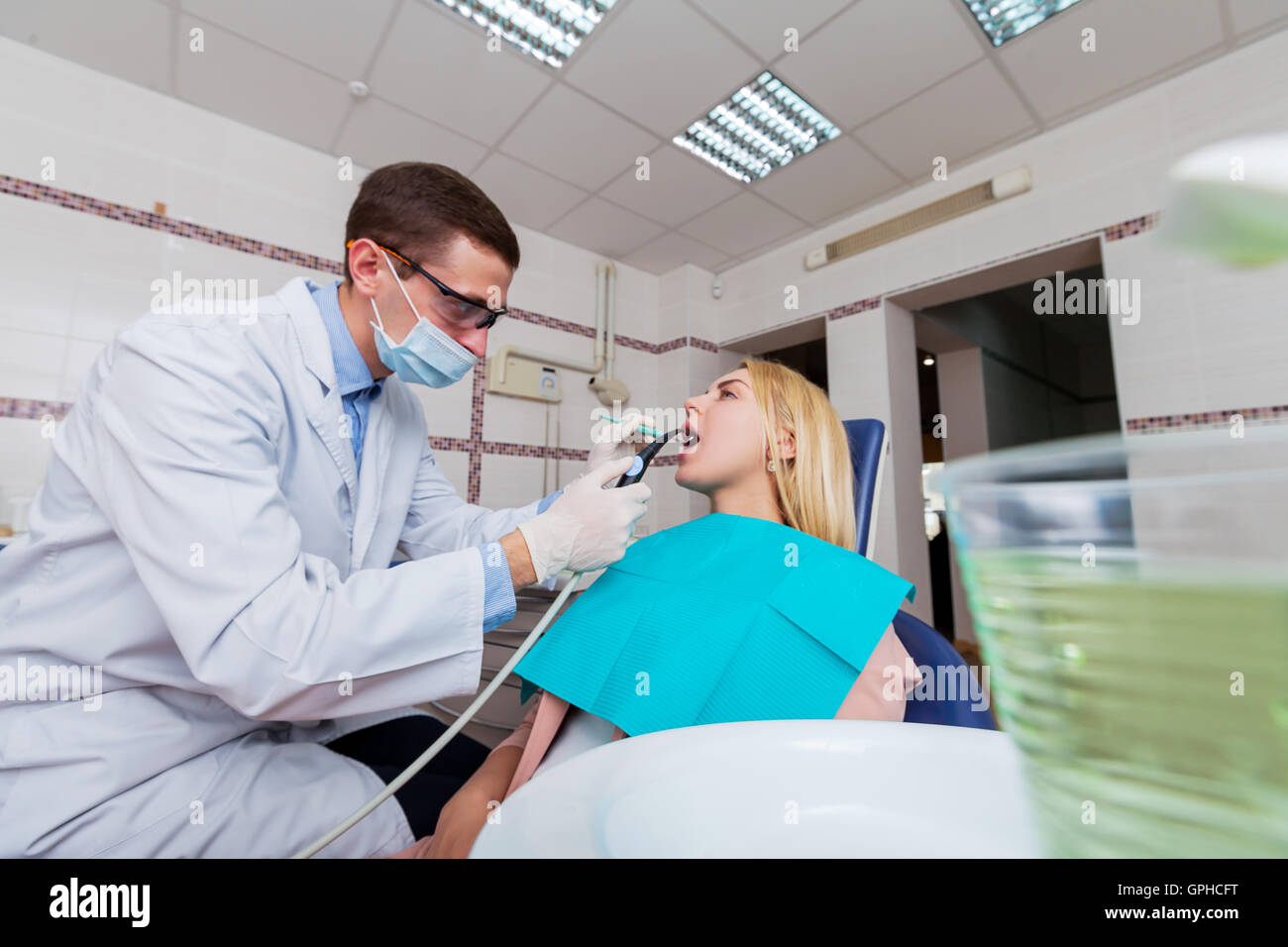 A visit to the dentist hi-res stock photography and images - Alamy