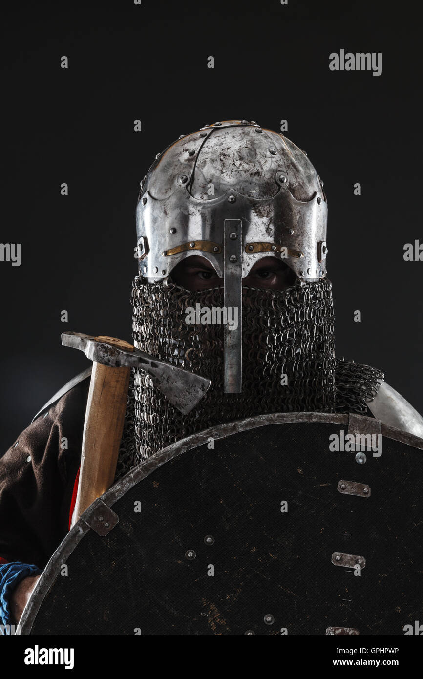 Medieval armor hi-res stock photography and images - Alamy