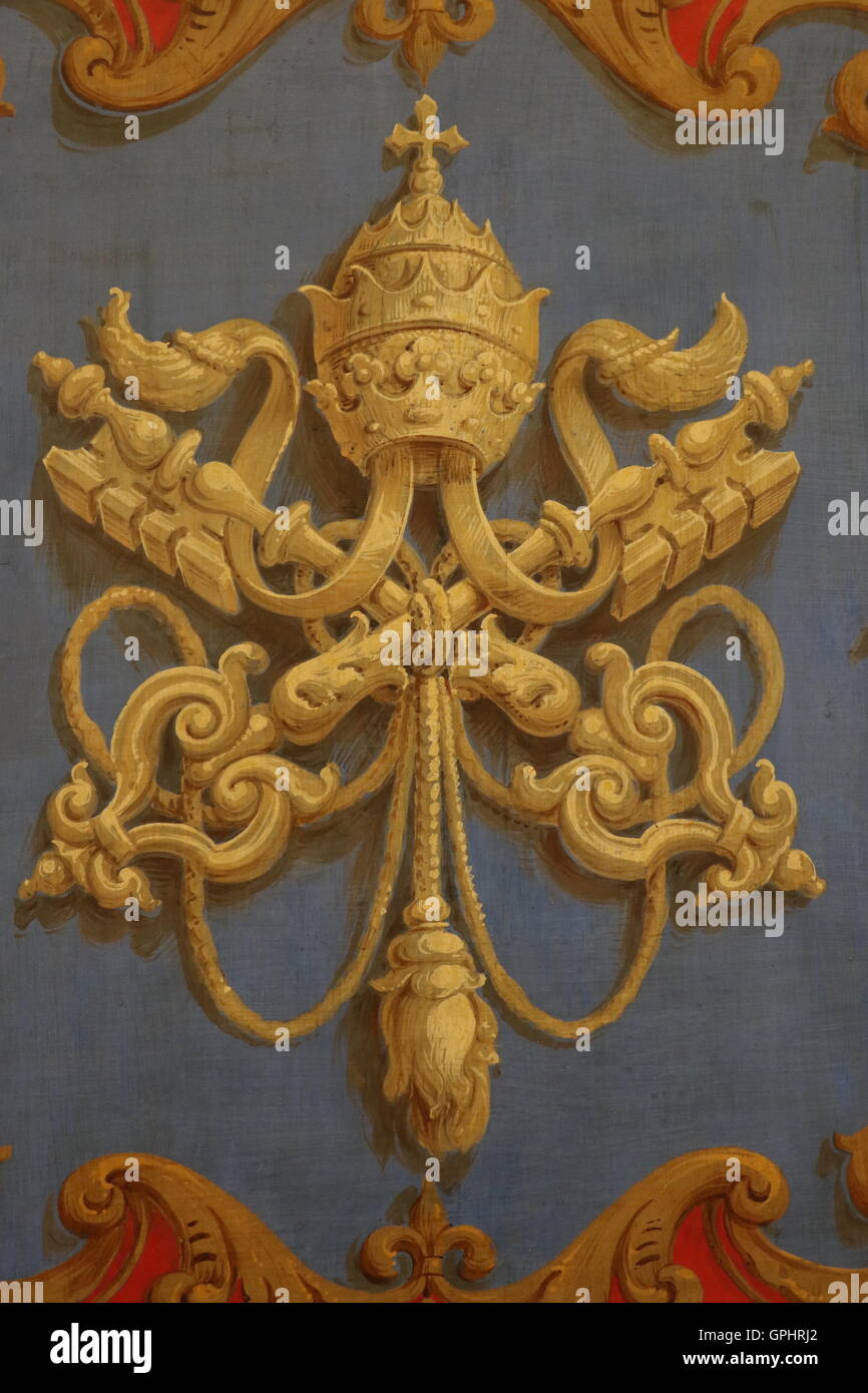 Decorative papal emblem in the Vatican museums Stock Photo - Alamy