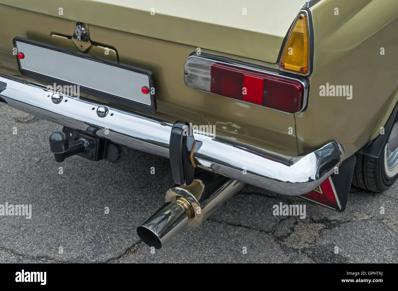 Car Exhaust Pipe Fumes High Resolution Stock Photography and Images - Alamy