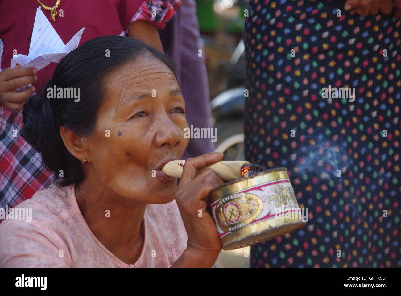 Burma Bagan Woman Smoking Cheroot High Resolution Stock Photography and ...
