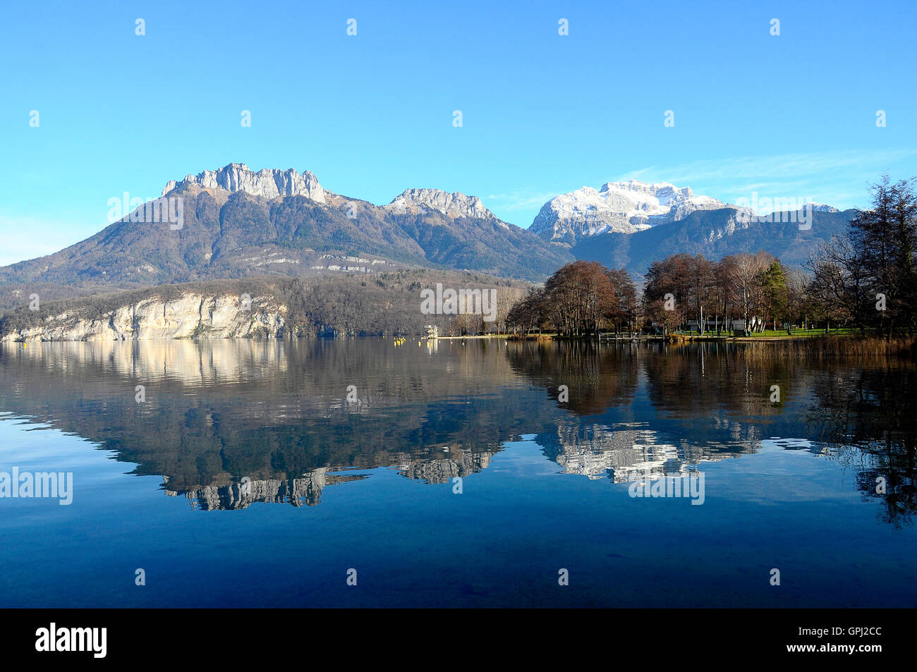Annecy lake overview hi-res stock photography and images - Alamy