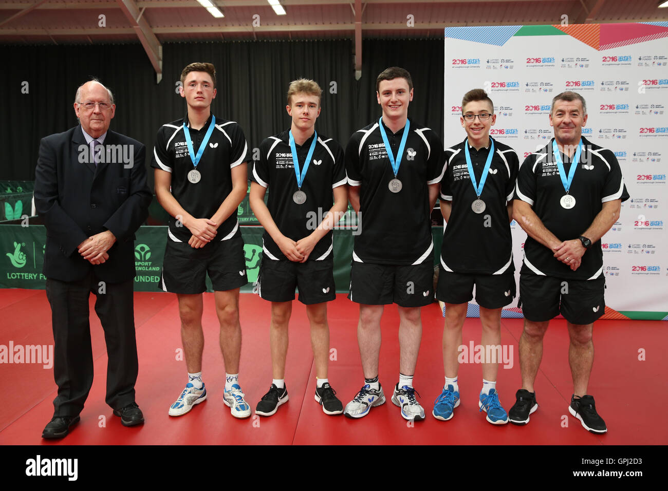Mens team table tennis hi-res stock photography and images - Alamy