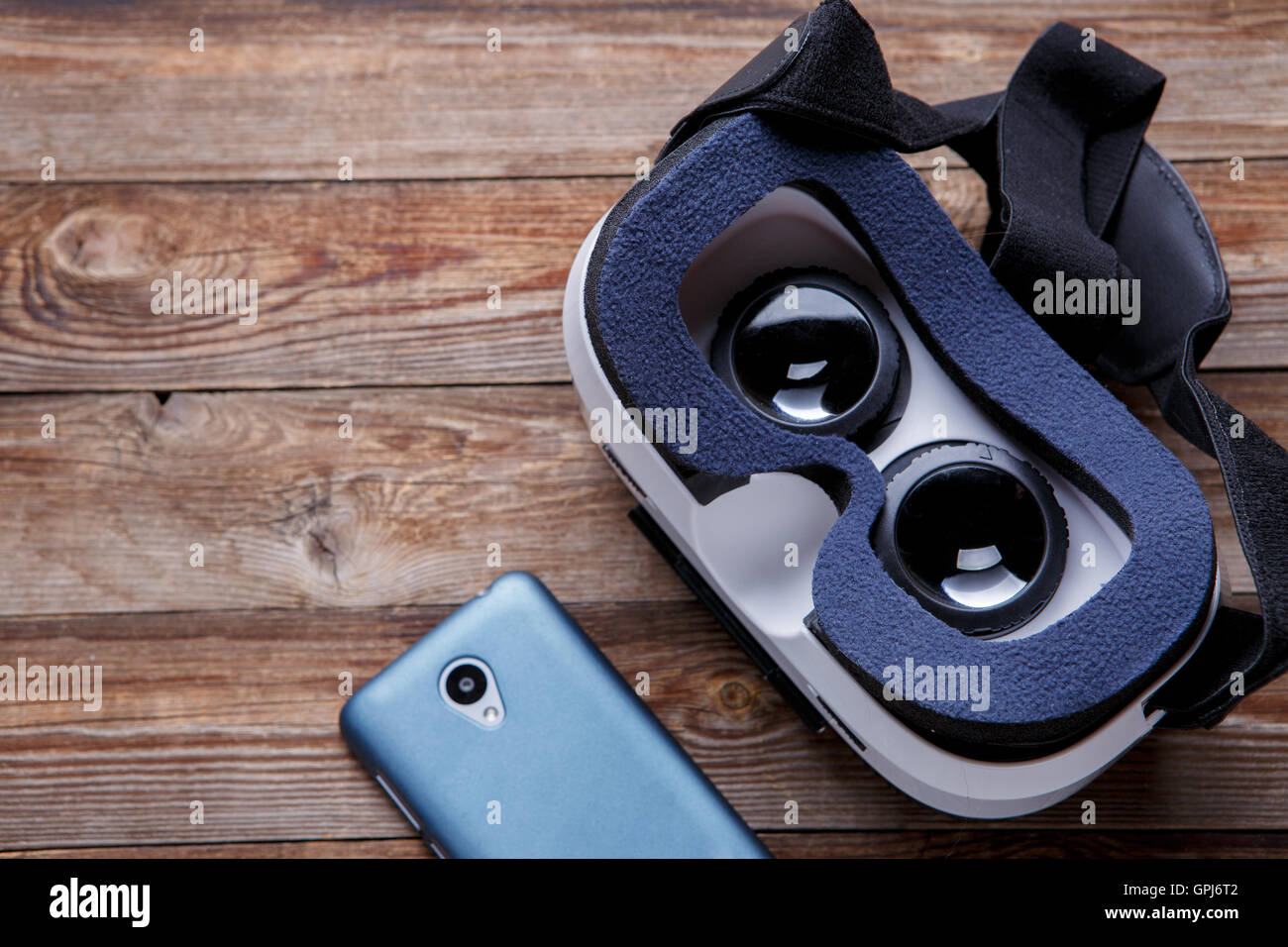 virtual vr glasses goggles headset Stock Photo - Alamy