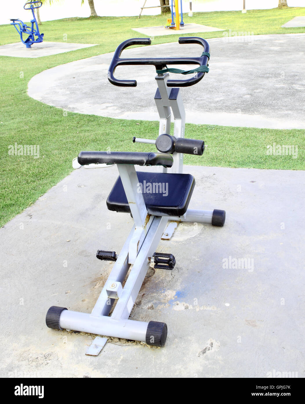outdoor exercise machine Stock Photo - Alamy