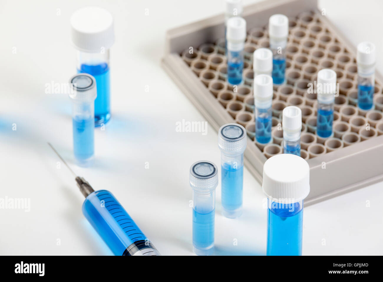 Fluid analysis hi-res stock photography and images - Alamy