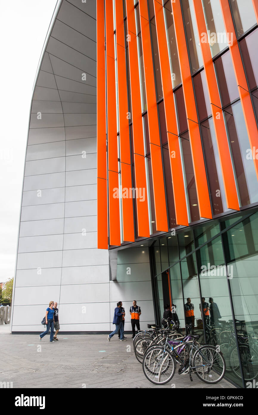 Slough uk curve hi-res stock photography and images - Alamy