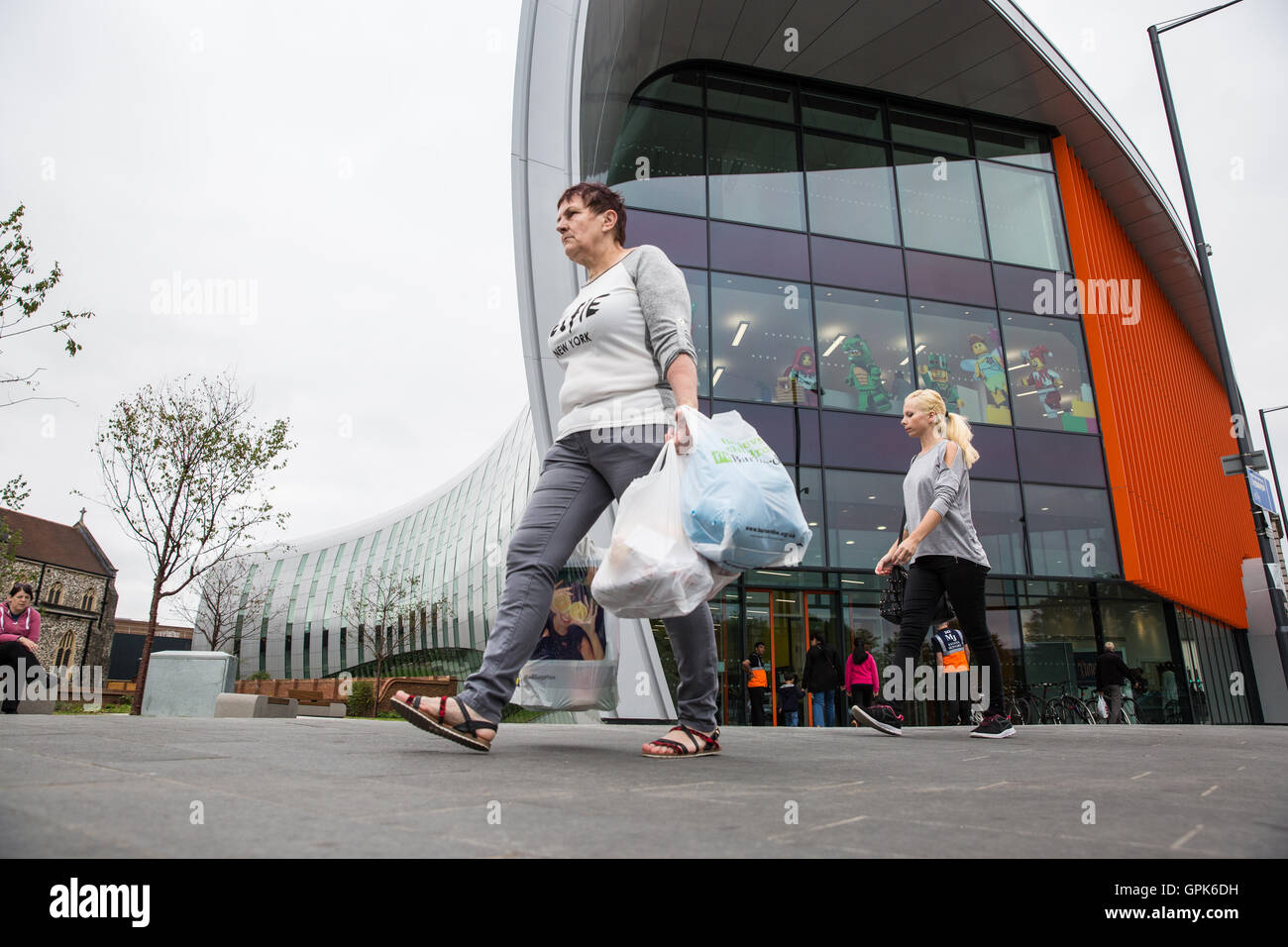 Slough uk houses hi-res stock photography and images - Alamy