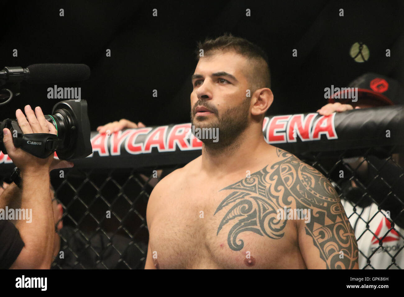 Hamburg, Germany. 3rd September, 2016. Jarjis Danho prepares to fight ...