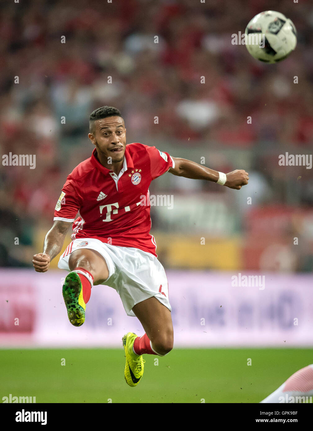 Munich, Germany. 26th Aug, 2016. Bayern's Thiago Alcantara in action ...