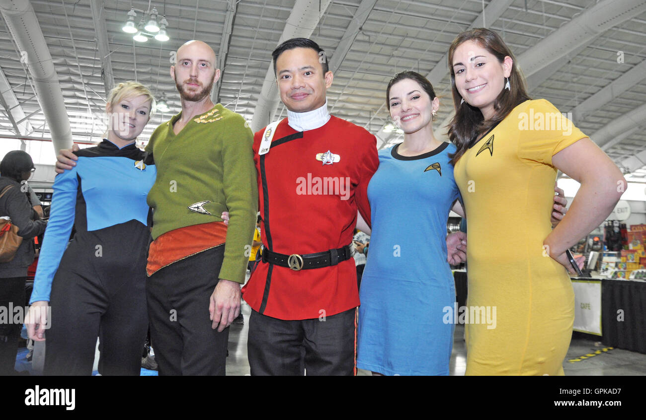 Star trek enterprise crew hi-res stock photography and images - Alamy