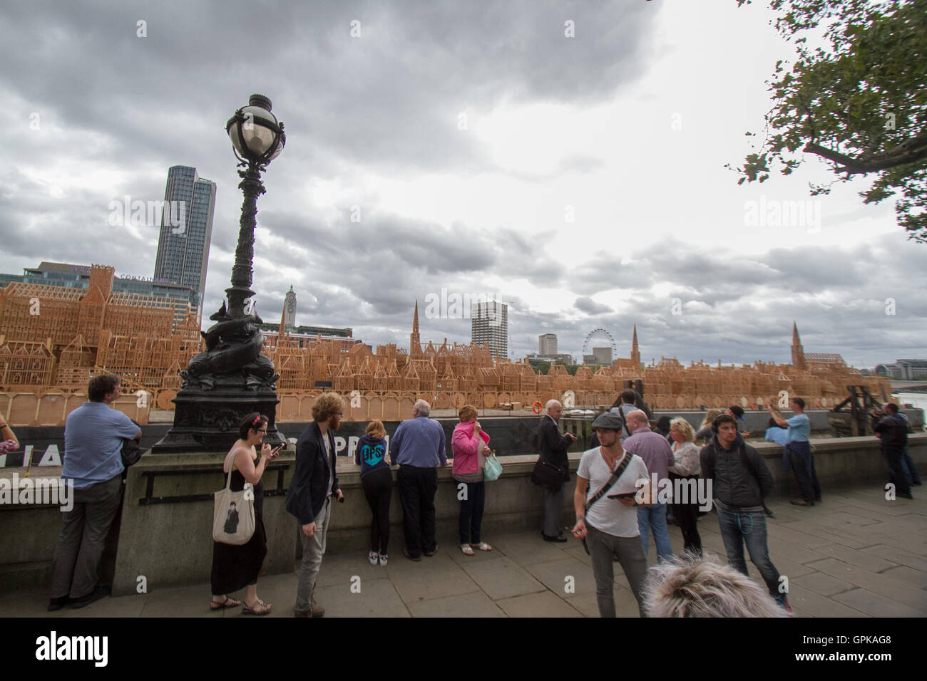 Thomas farriner hi-res stock photography and images - Alamy