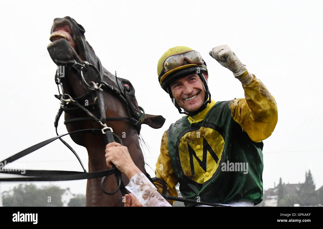 Ian ferguson hi-res stock photography and images - Alamy