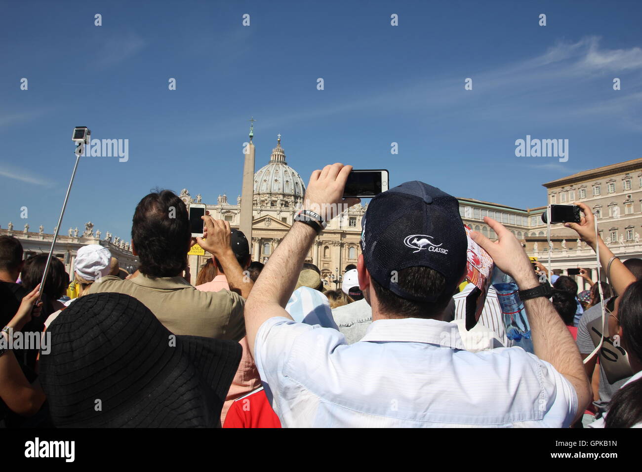 Rome, Italy. 4th Sep, 2016. Pilgrims from all the world gather in the ...