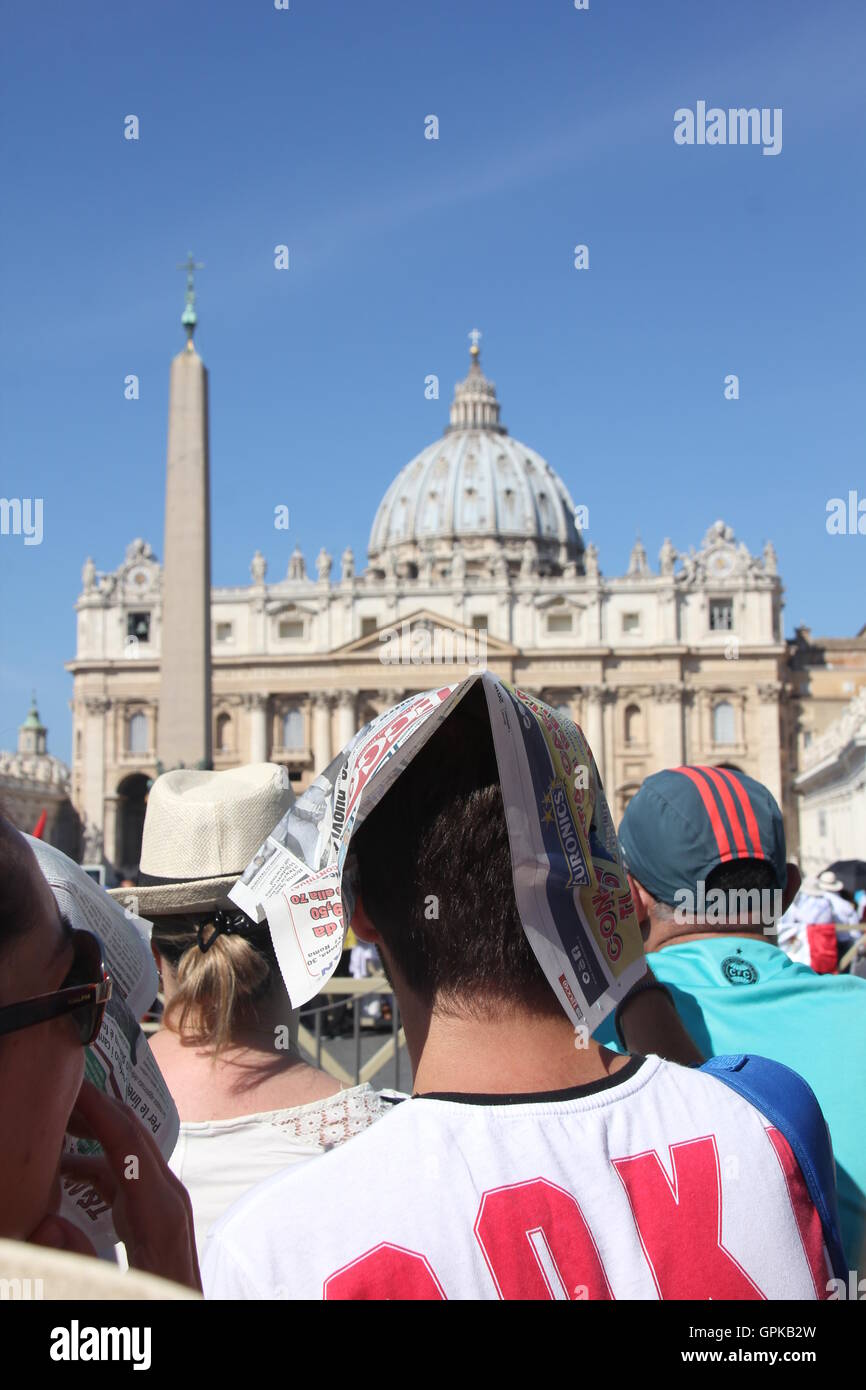 Rome, Italy. 4th Sep, 2016. Pilgrims from all the world gather in the ...