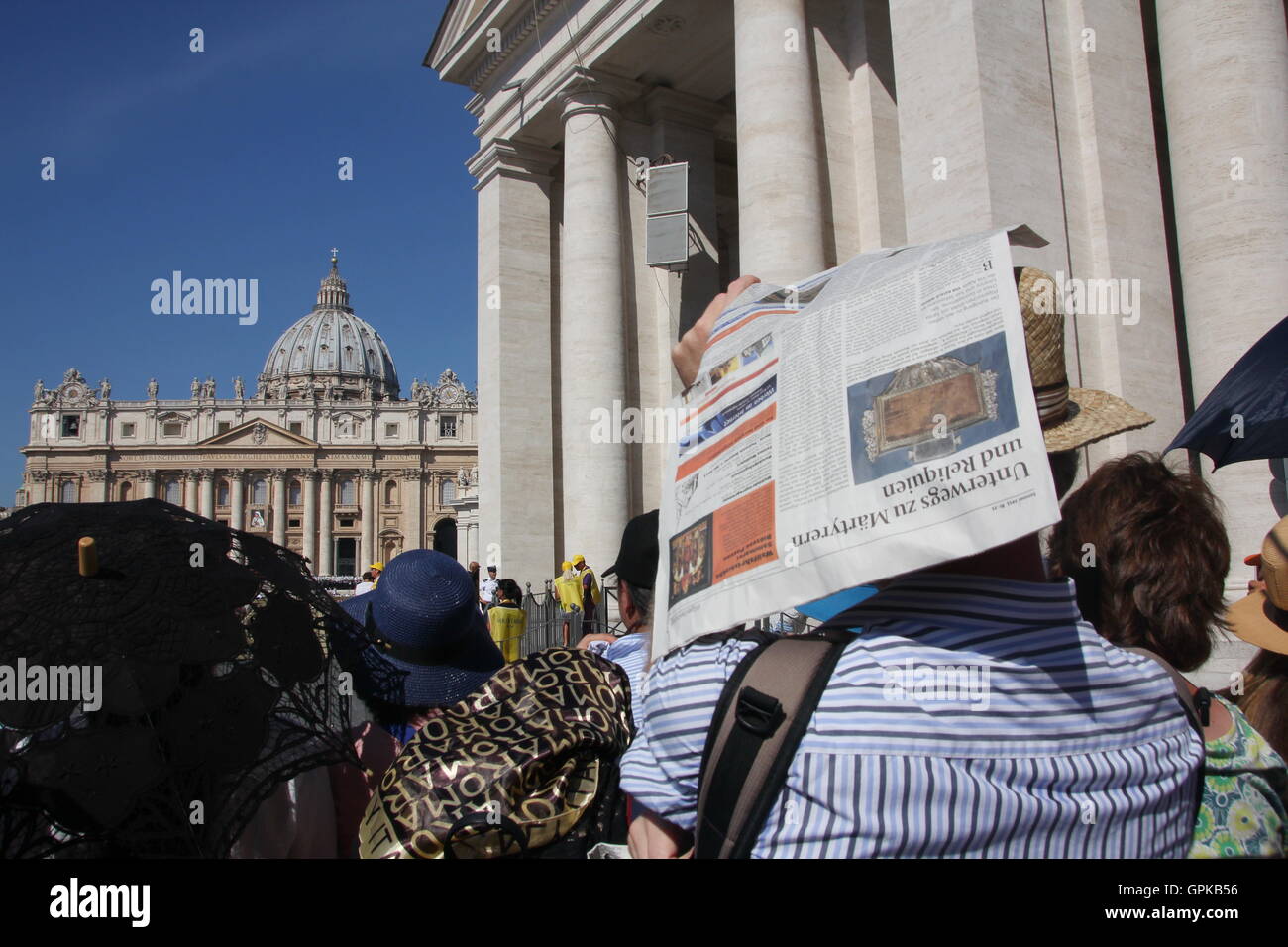 Rome, Italy. 4th Sep, 2016. Pilgrims from all the world gather in the ...