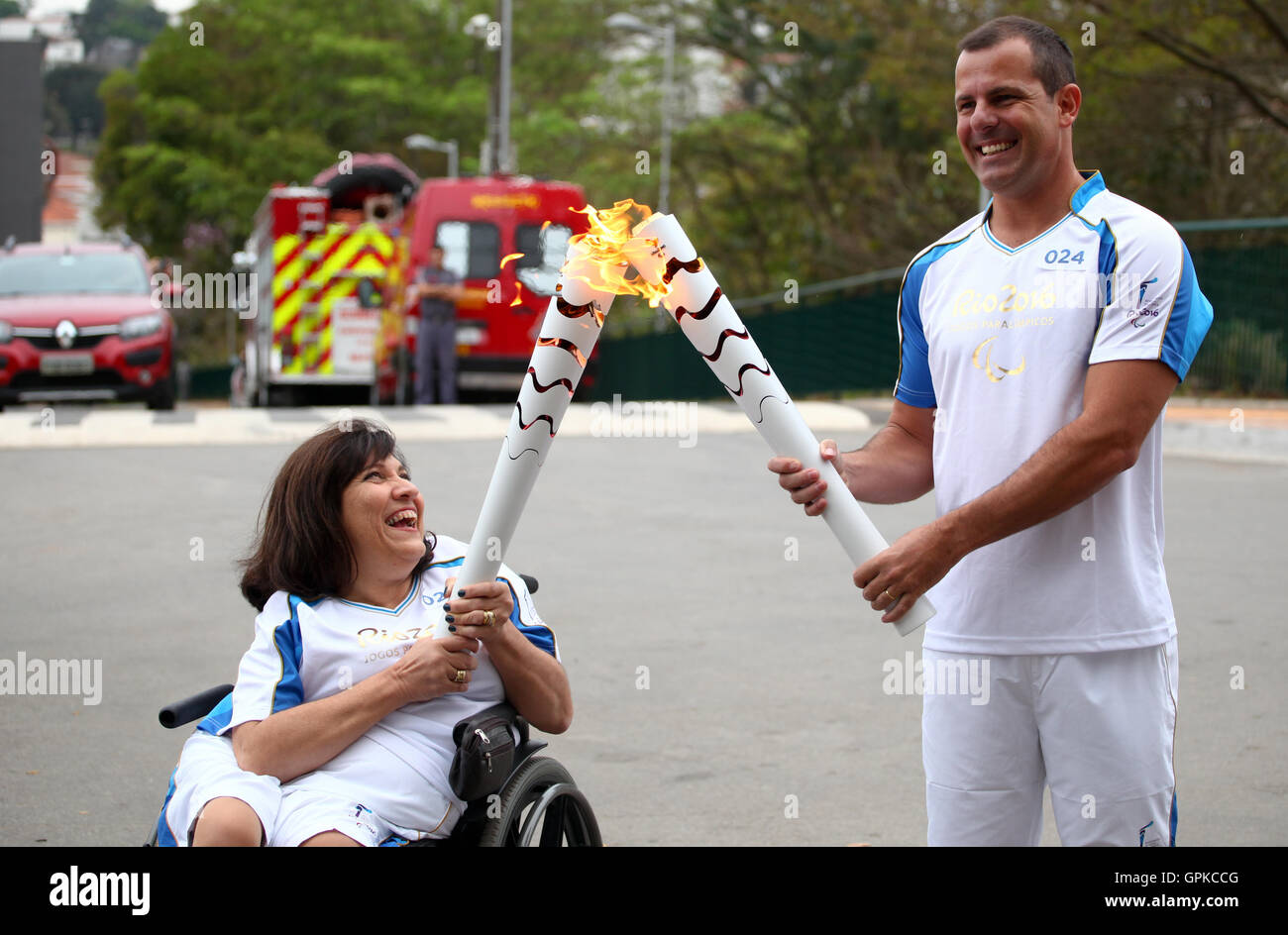SÃO PAULO, SP - 04.09.2016: PASSAGE OF THE PARALYMPIC TORCH IN SP ...