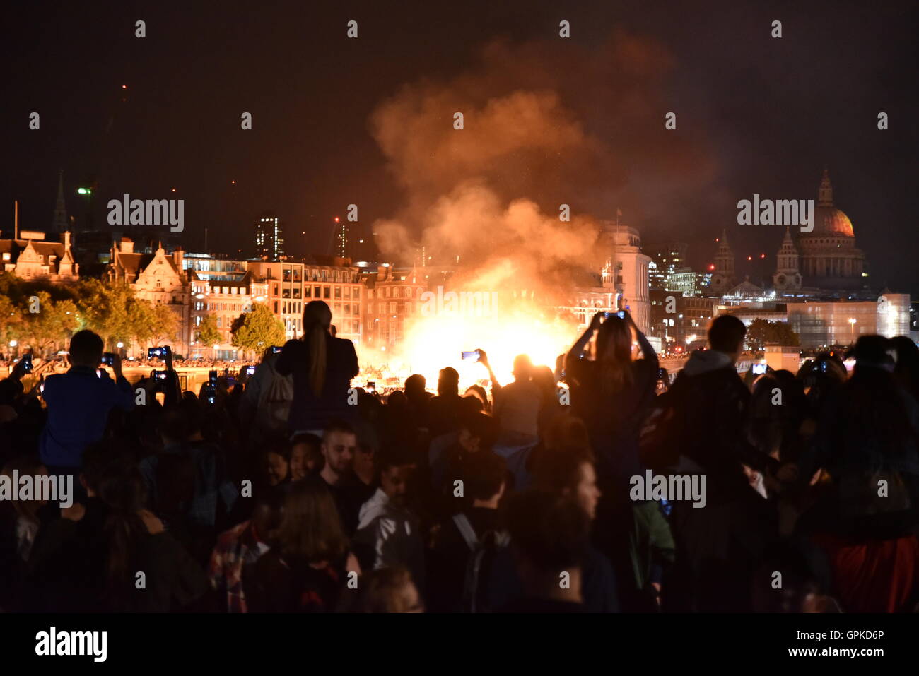 Thomas farriner great fire of london hi-res stock photography and ...