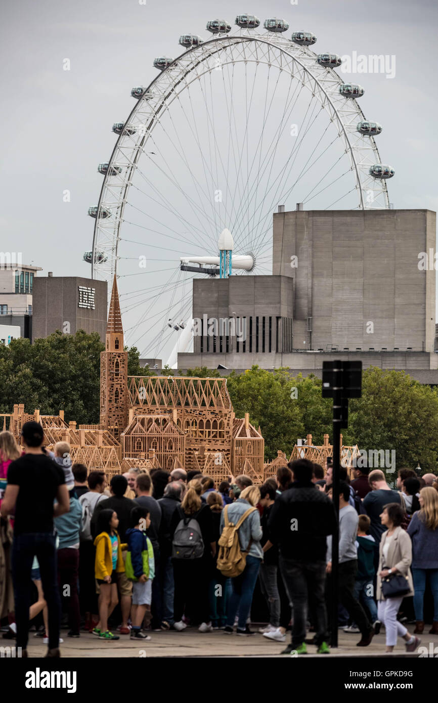 120 metre hi-res stock photography and images - Alamy